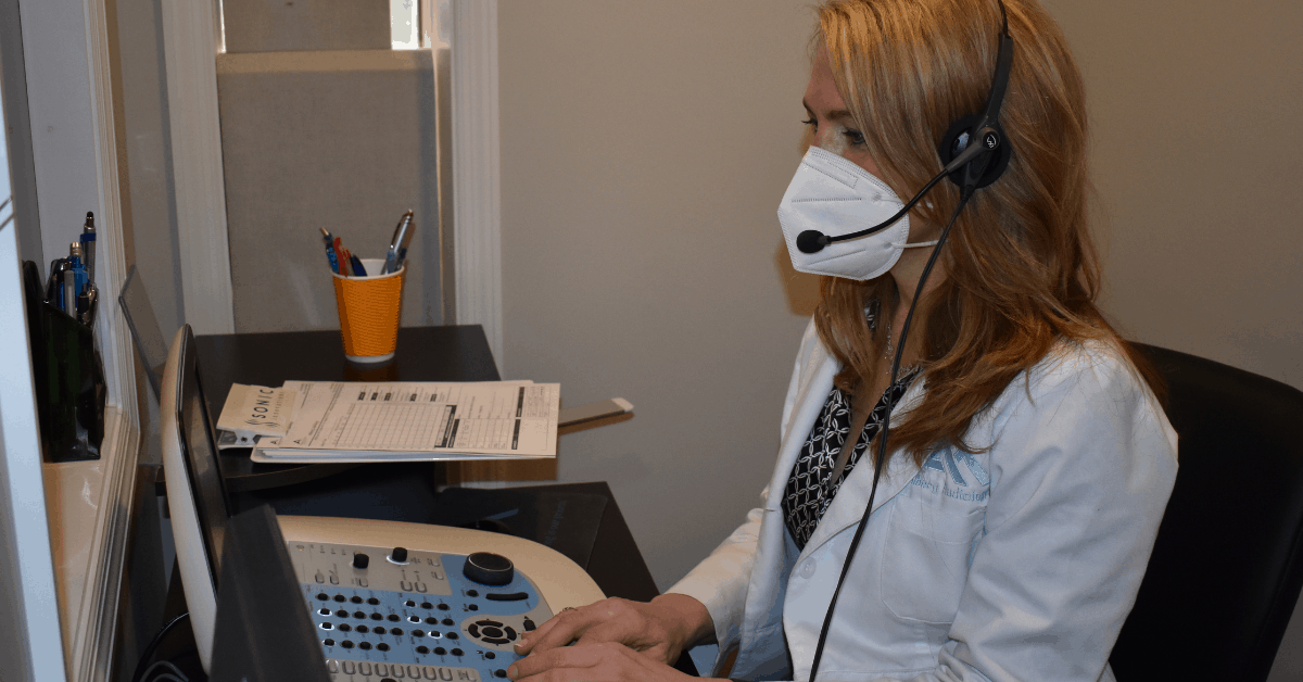 What does an Audiologist do? - Ahlberg Audiology